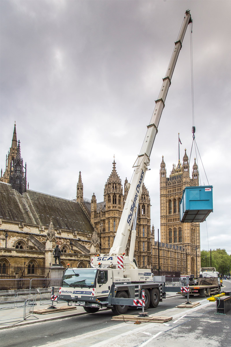 Contract Lifting Services | London and South East | Southern Cranes